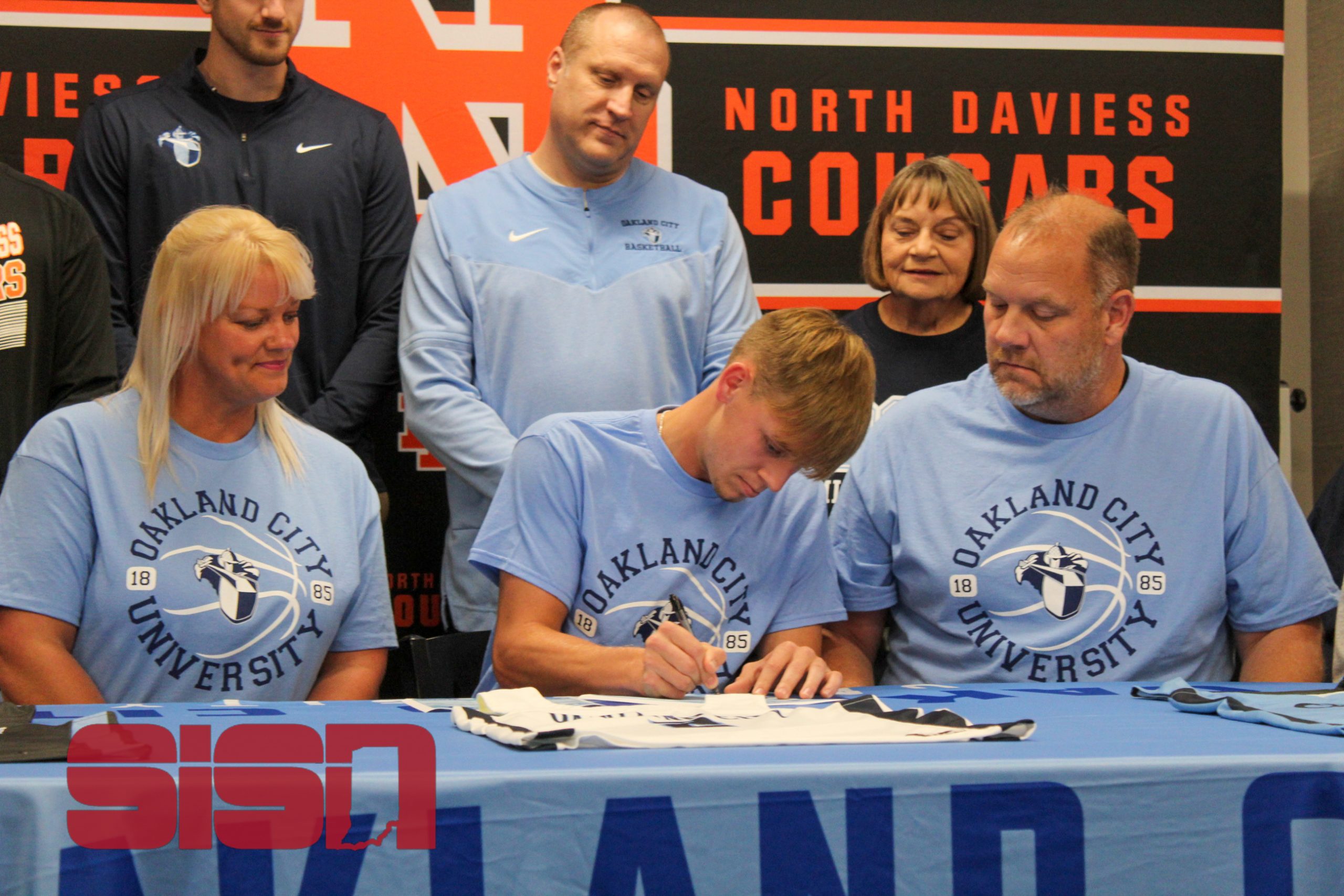 Jaylen Mullen Signs His Letter Of Commitment y - SISN.me